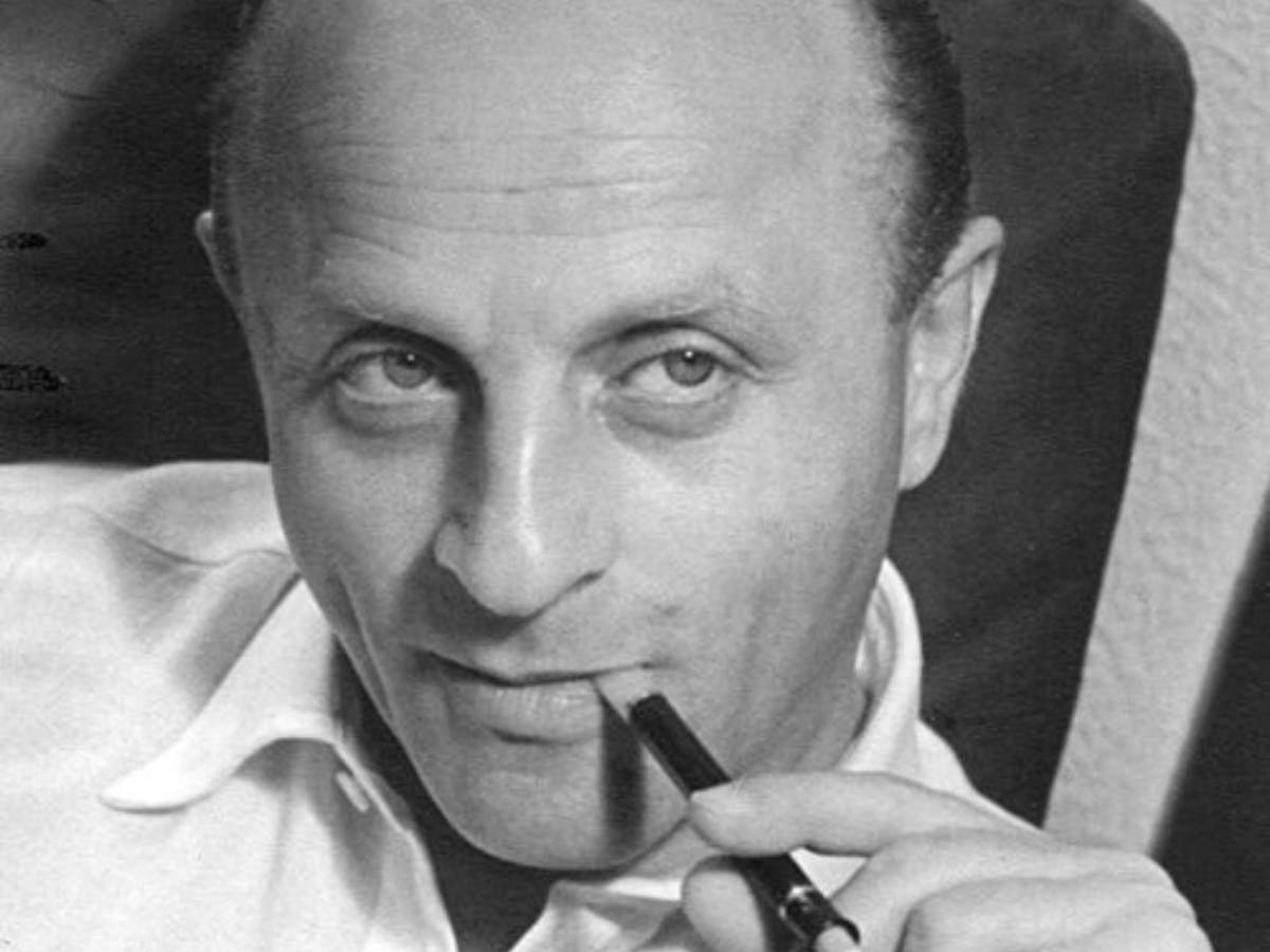 In 1931, a journalist noticed that newspaper ink dried…
