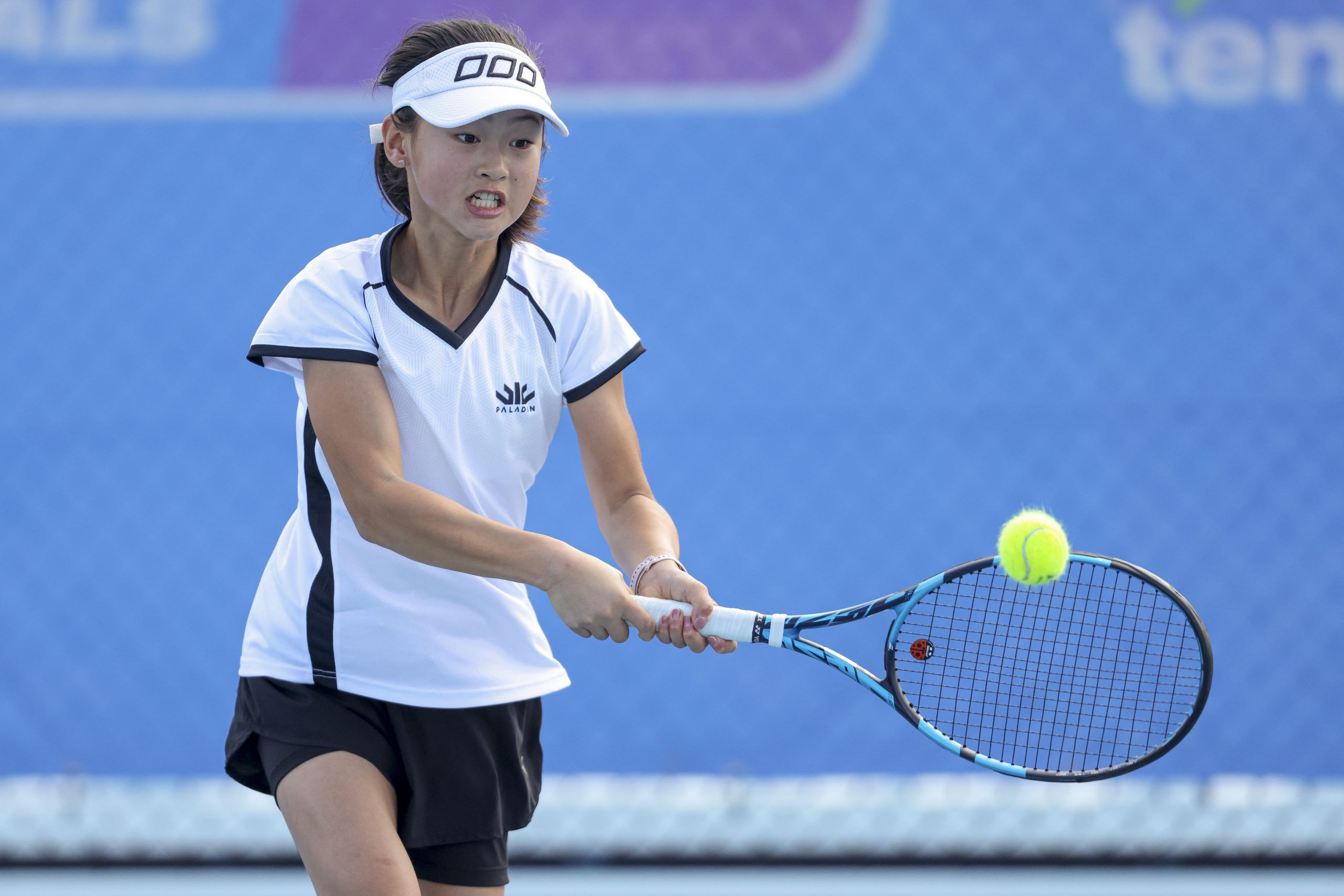 Yeah, Na! Kiwi tennis prodigy Tatiana stunning…