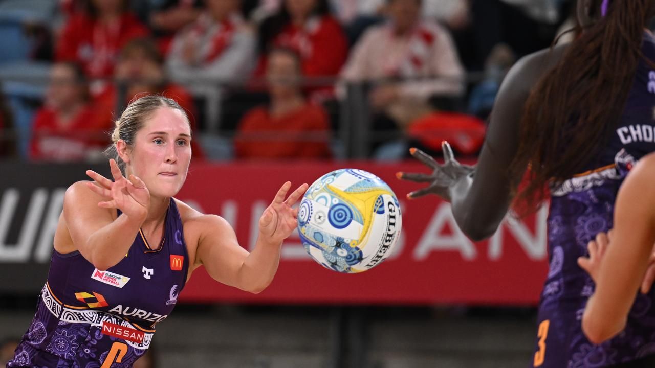 Super Netball top four set as Firebirds down Lightning