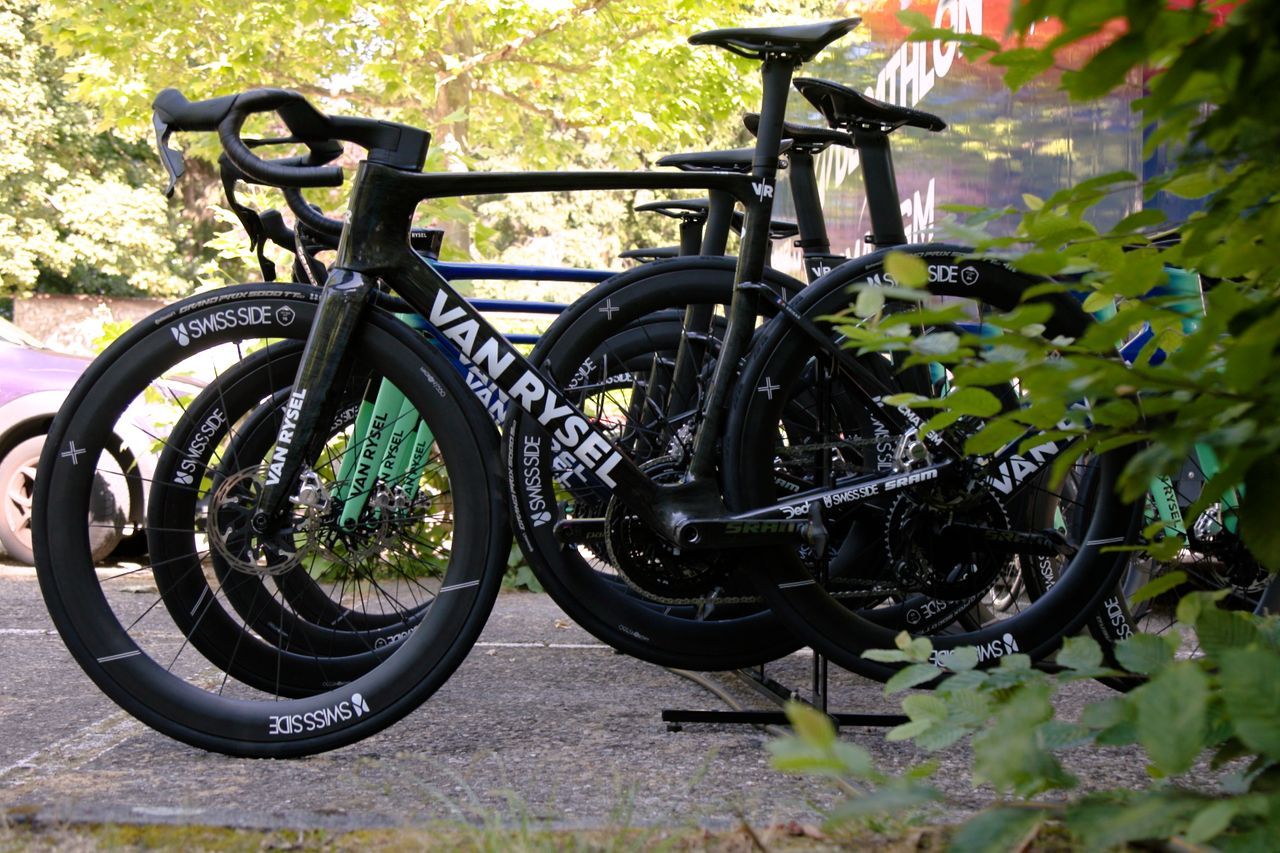 WATCH: Unreleased bikes our video team spotted at Tour…
