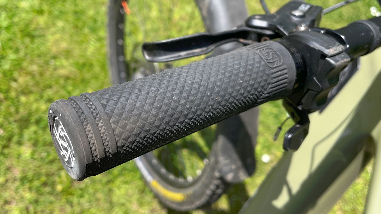 Gusset S2 Extra Soft Compound grips review: Superb…