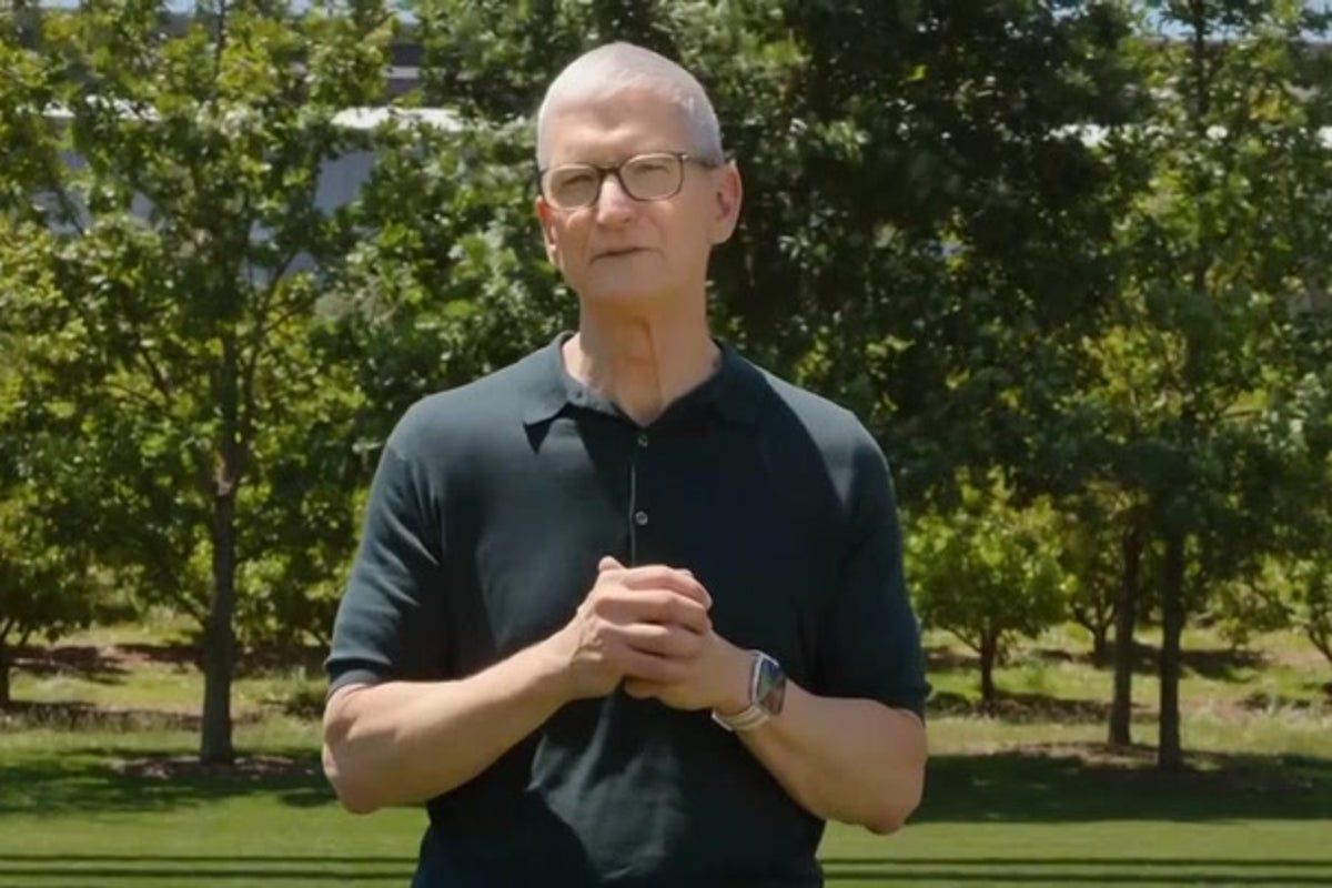 Apple CEO Tim Cook makes final pledge to fans as he…