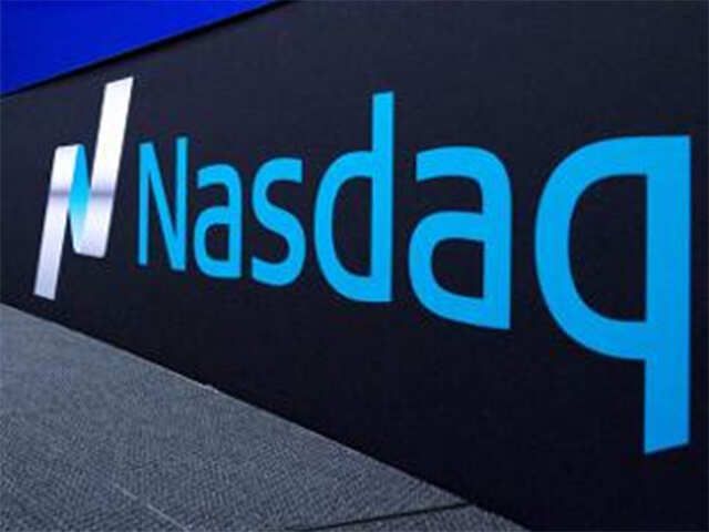 Why did the Nasdaq 100 crash more than 550 points…