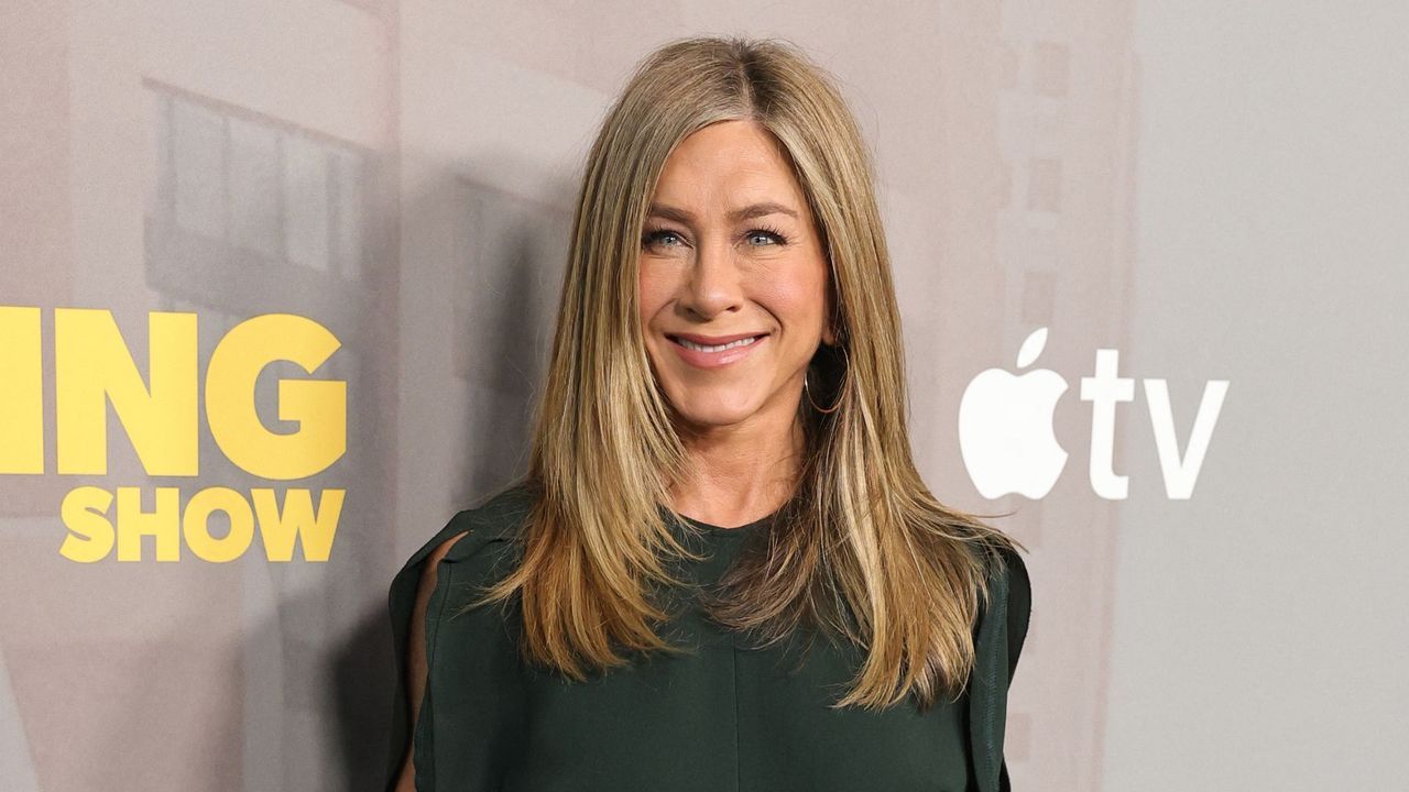 Jennifer Aniston demonstrates the lasting appeal of…