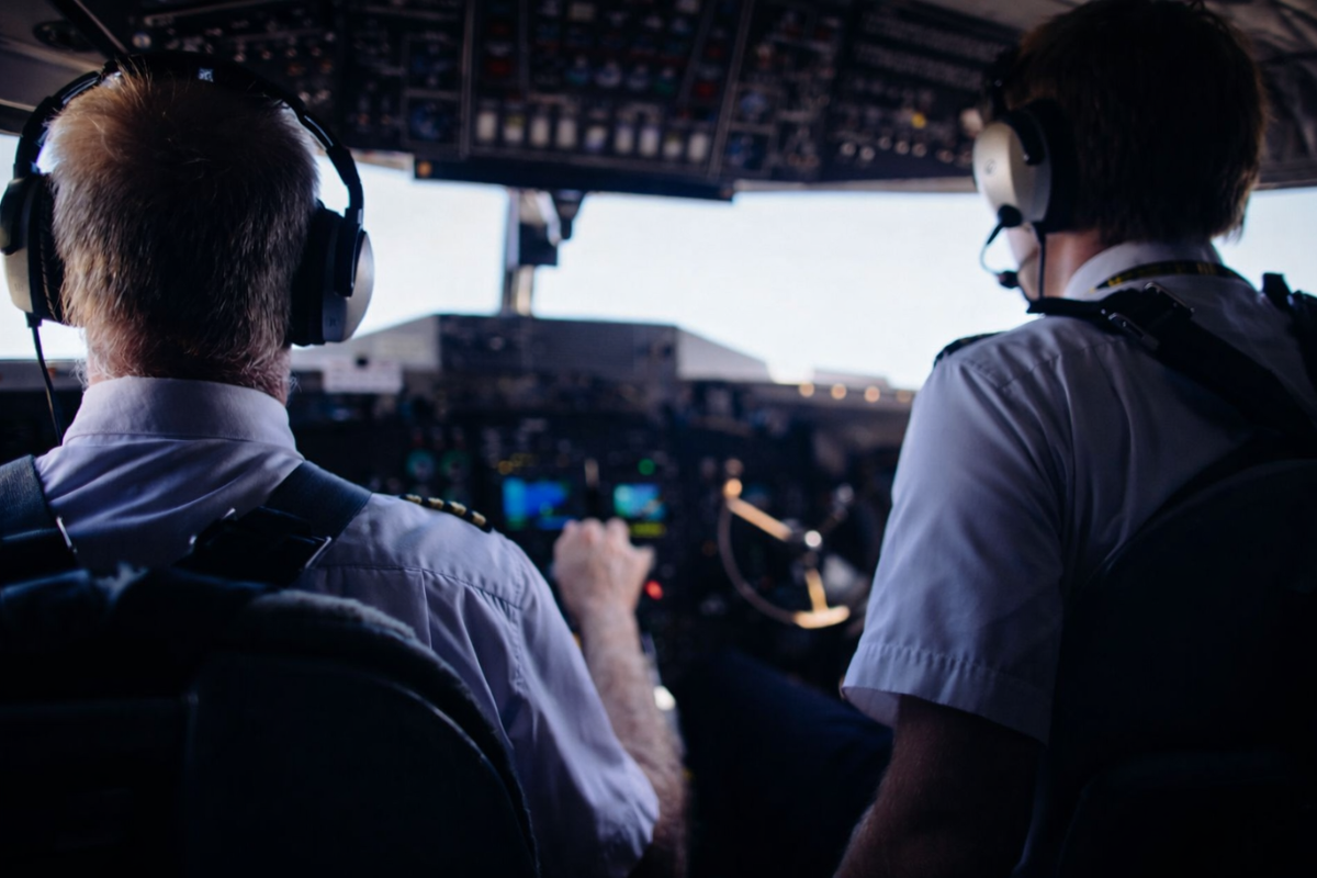 Pilot Nearly Blinded by White House UFC Lights He…