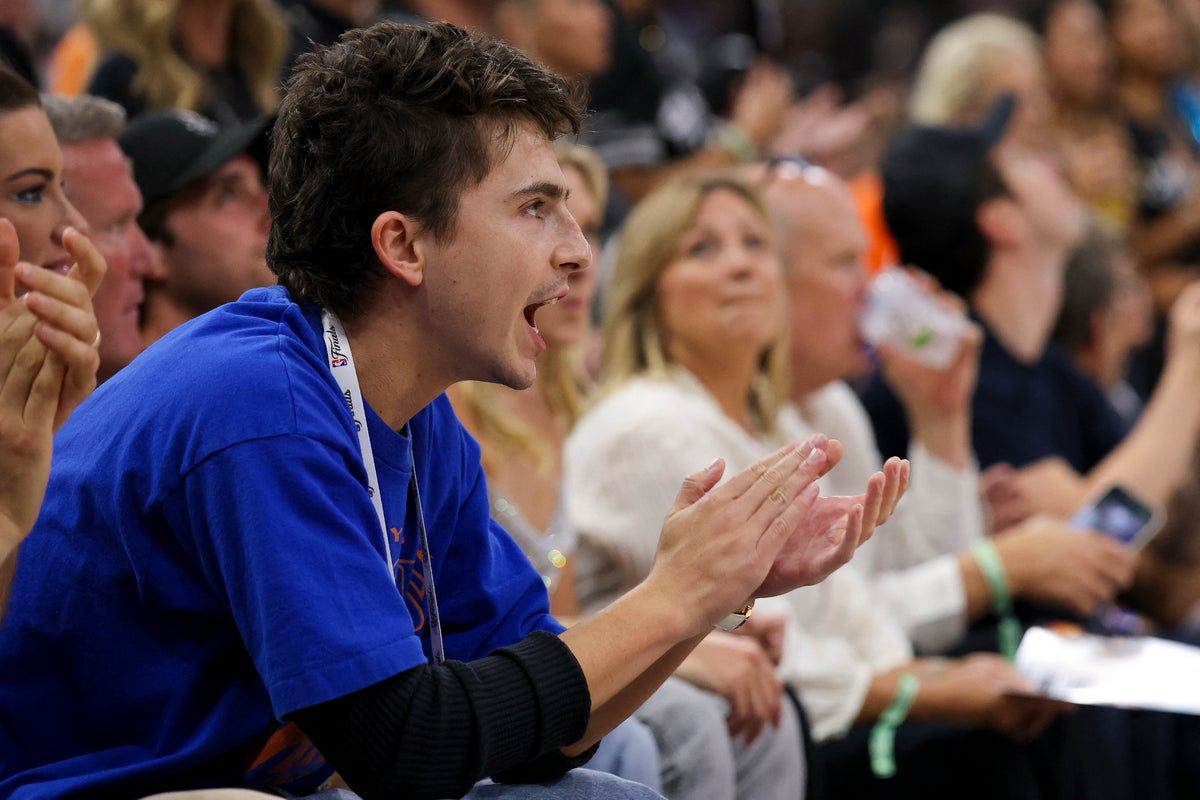 Timothée Chalamet says New York Knicks claiming NBA…