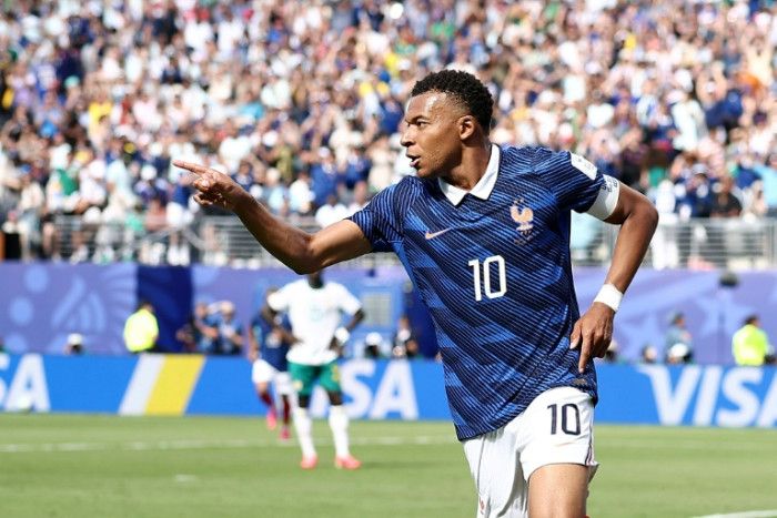 Mbappe has World Cup history in sights after breaking…