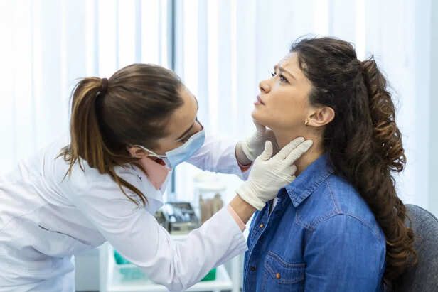 7 Neck Symptoms That Could Point to Thyroid Cancer
