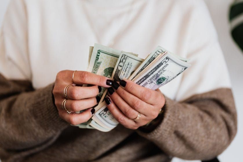 8 Things Stores Do to Make You Spend More Without…