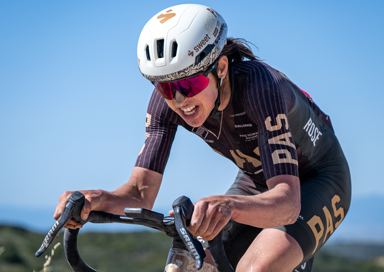 UCI Gravel World Series: Karolina Migoń and Fabian…