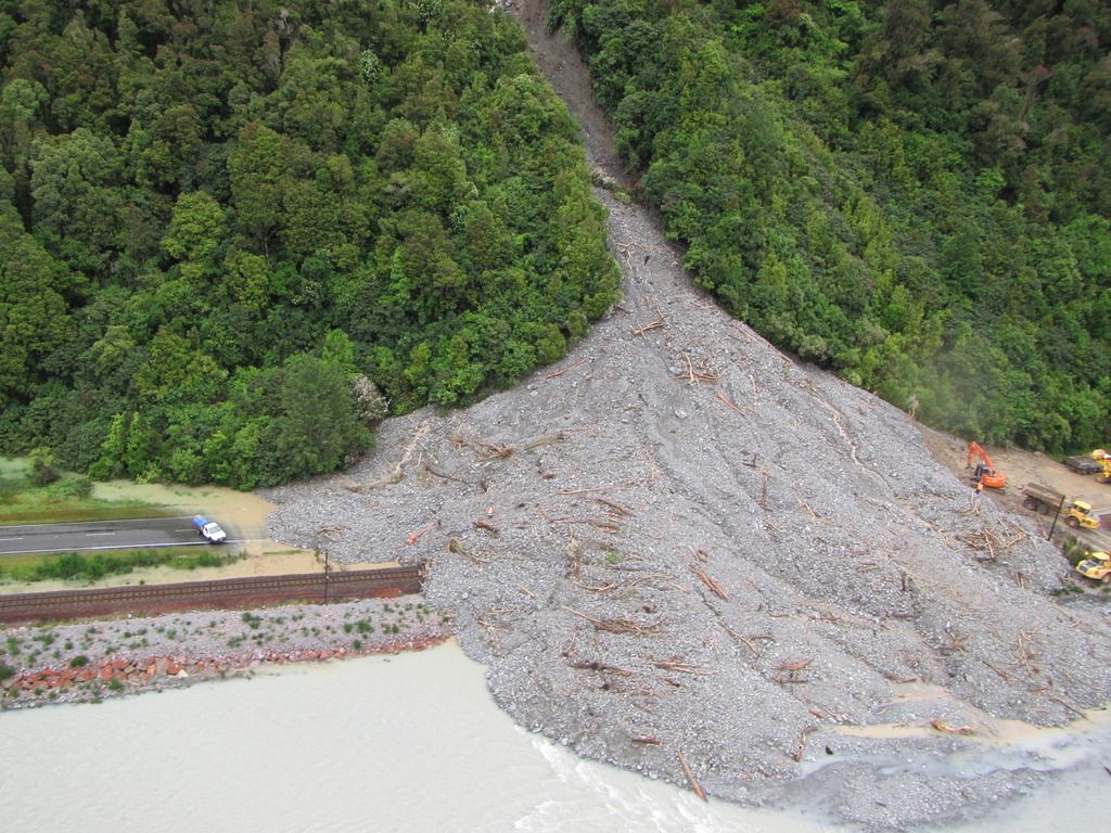 Massive slip blocks major South Island route as wild…