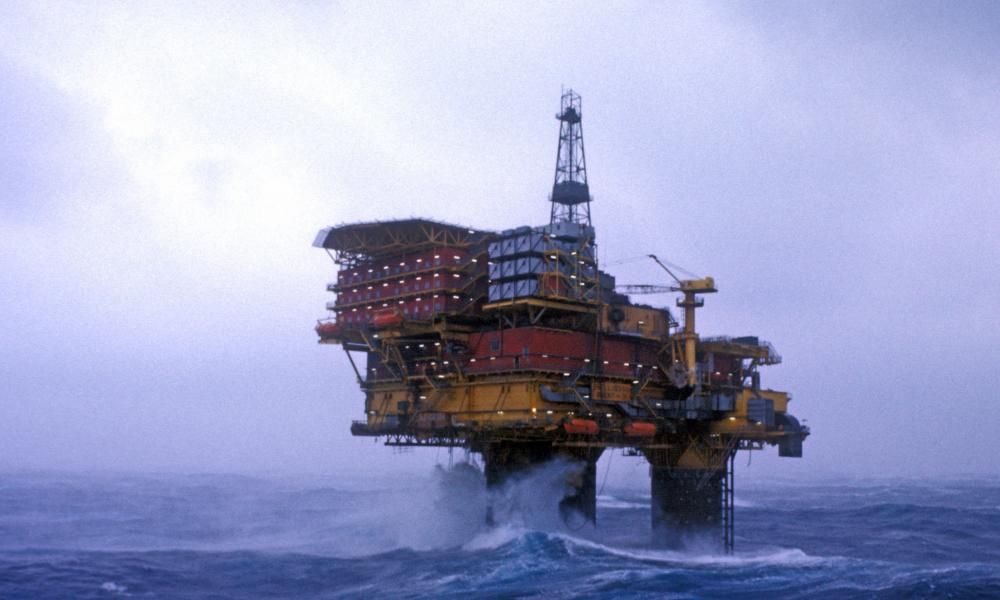 Shell begins huge task of decommissioning Brent oil…