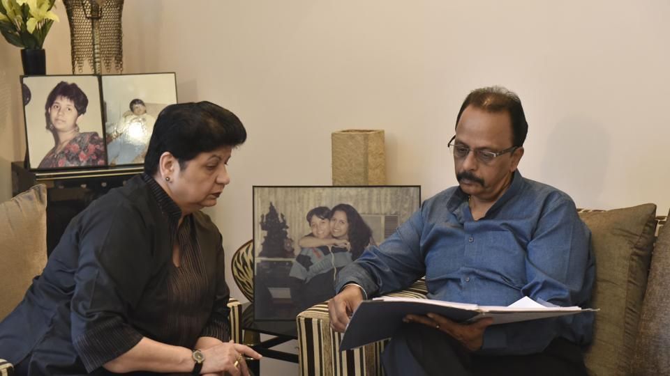 This couple never quits: Neelam, Shekhar… This couple never quits: Neelam, Shekhar…