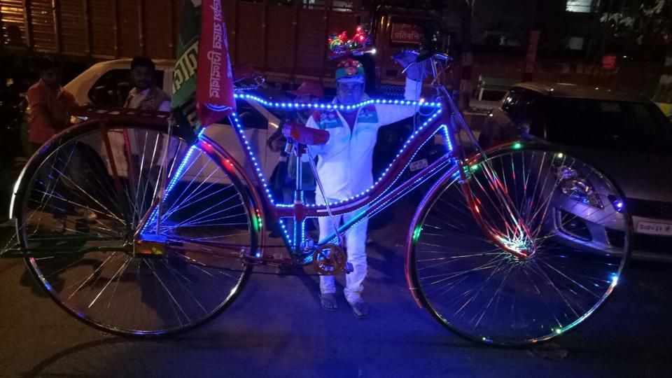 Rickshaw-puller from Meerut sets his giant ‘jugaad’ on…