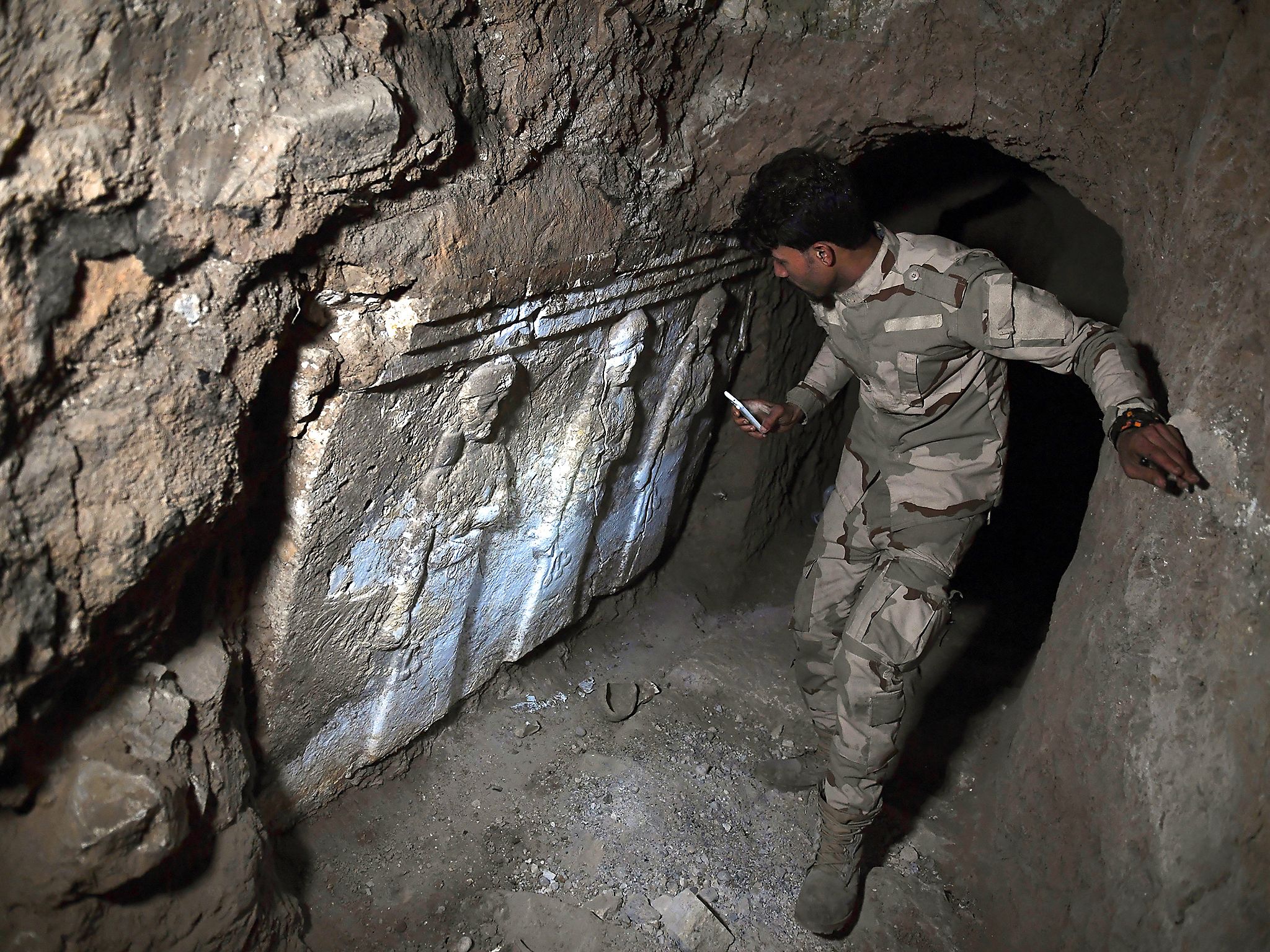 Ancient 2,600-year-old Mosul palace discovered by…