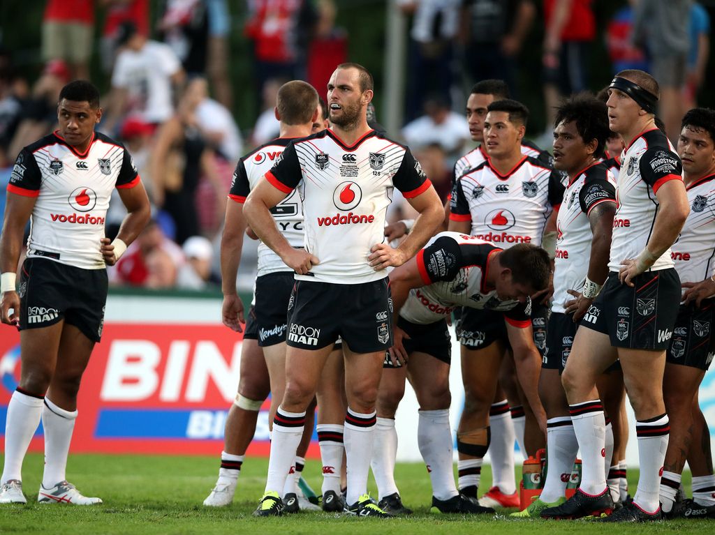 NRL: The niggling injury slowing down Simon Mannering