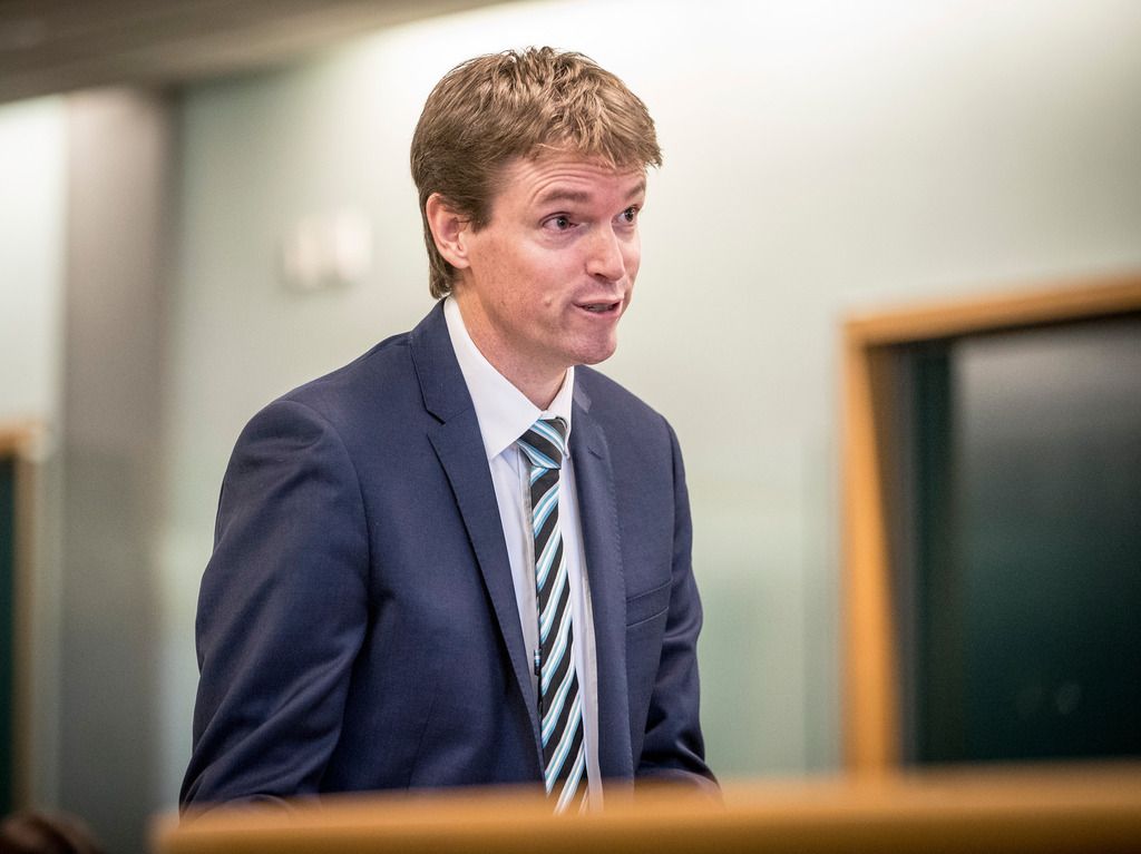 Colin Craig letter reveals how he wanted to kiss…