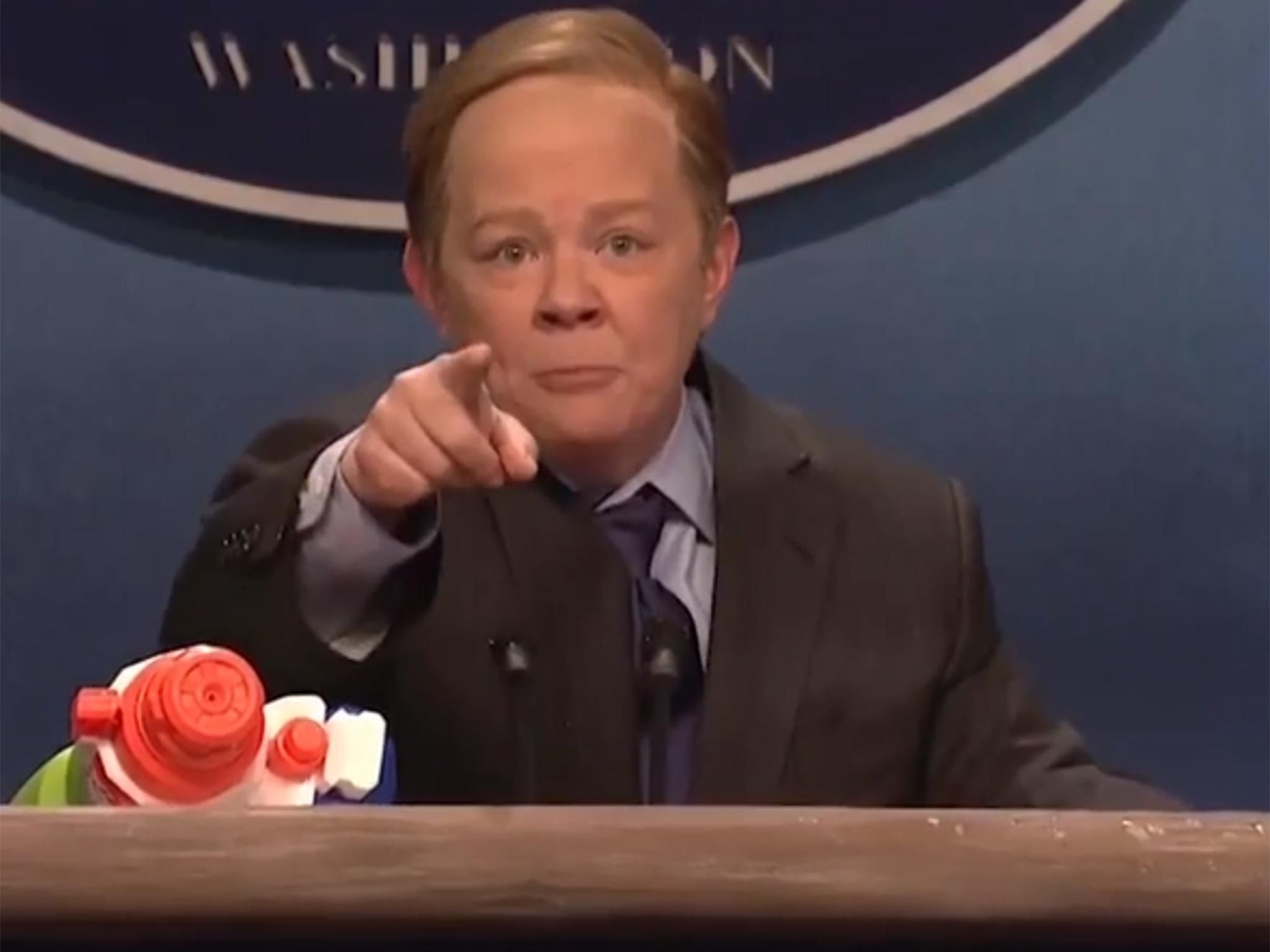 Saturday Night Live honours Sean Spicer in hilarious…