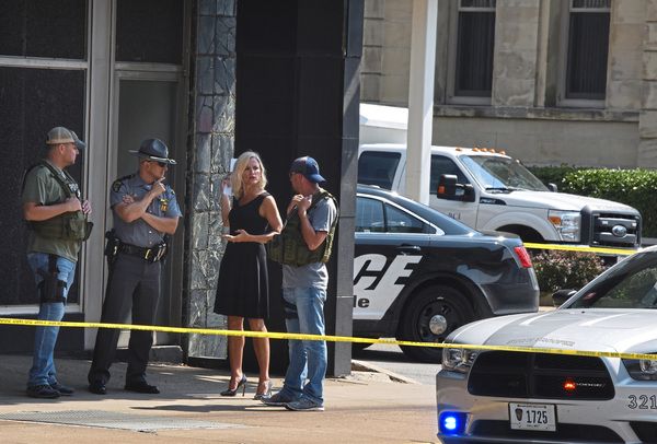 Courthouse shootout: Judge ambushed, he and probation…