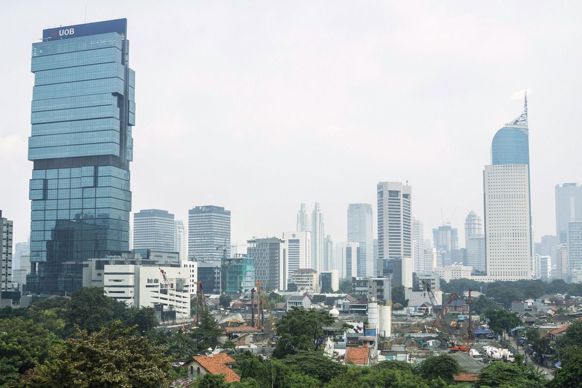 Bank Indonesia Holds Benchmark Rate After Two Surprise…