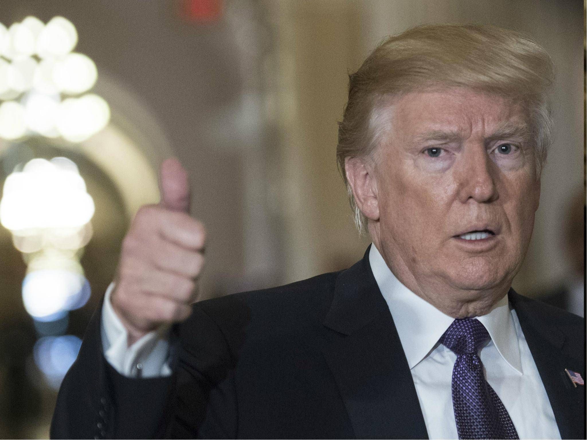 Donald Trump challenges 'loser' Hillary Clinton to run…