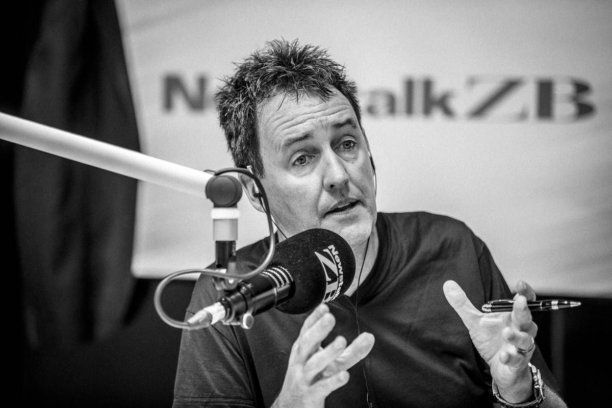 Newstalk ZB retains top spot in radio survey