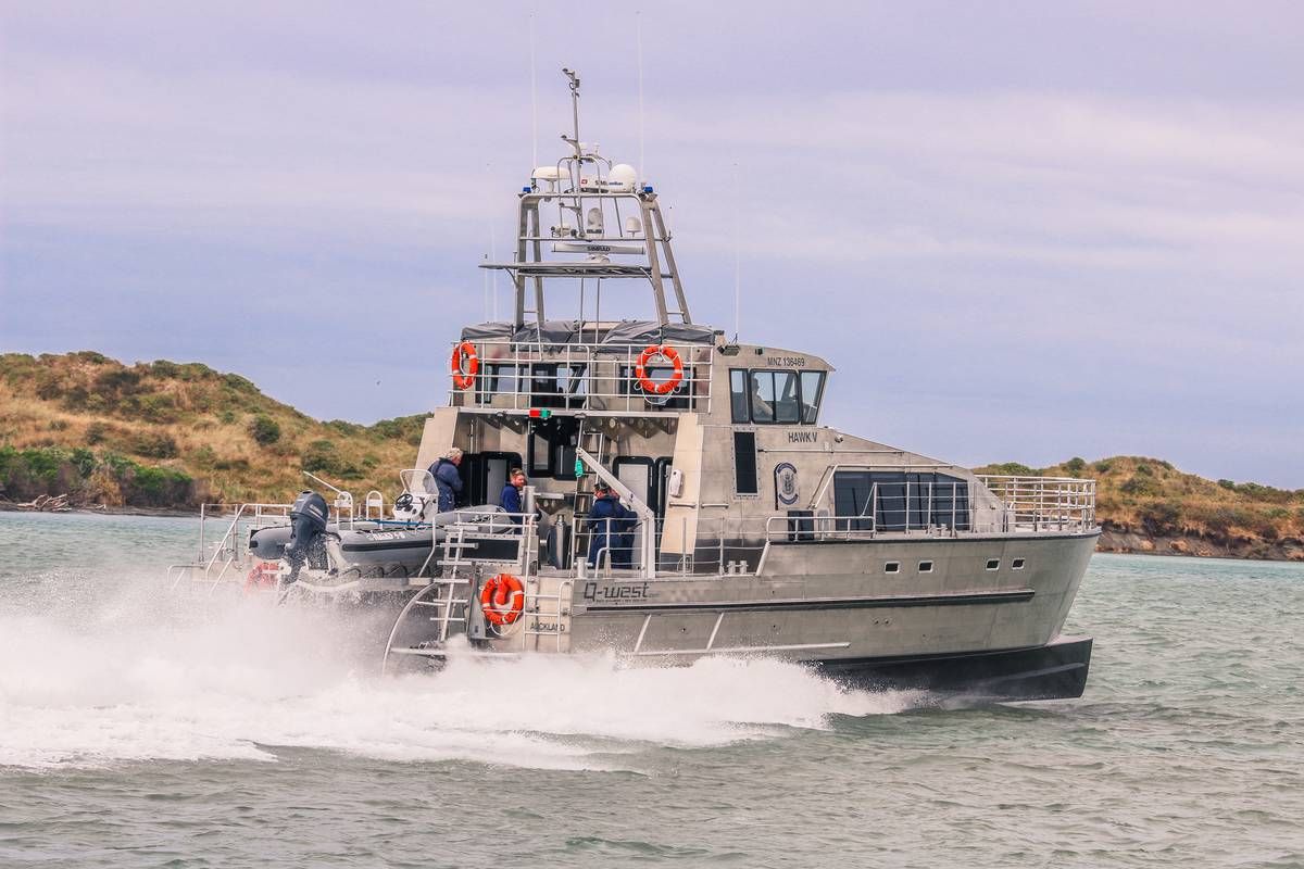 New Zealand Customs' new patrol boat hits Whanganui…