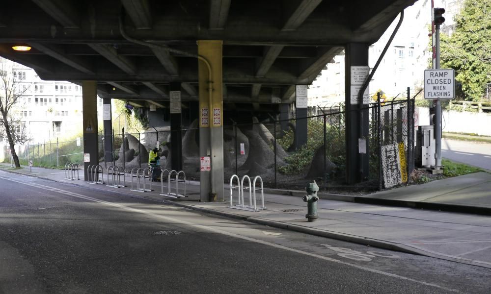 New anti-homeless architecture: Seattle uses bike…