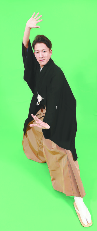 Seeking double stardom: Kabuki actor Onoe Ukon…