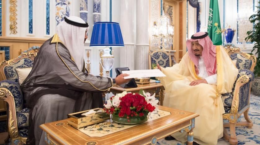 Saudi King Receives Written Letter from Emir of Kuwait