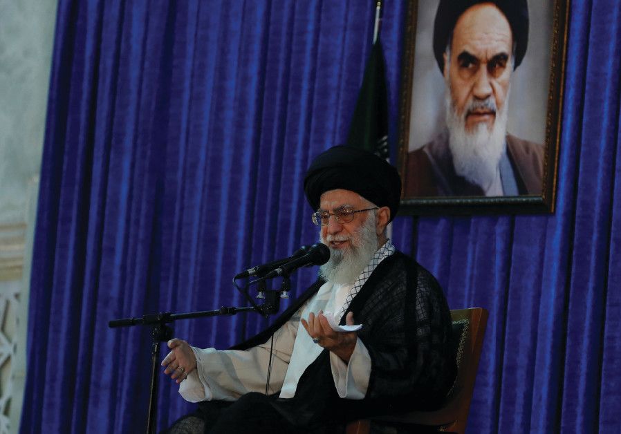 Khamenei: Supporting Palestine is a source of pride…