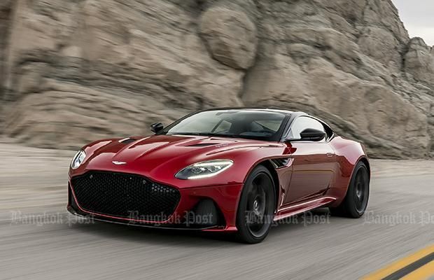 Aston Martin reveals DBS Superleggera as Vanquish…