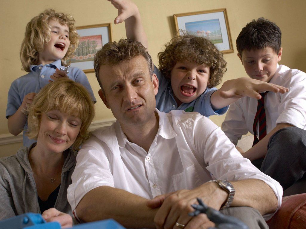 'Outnumbered' couple Hugh Dennis and Claire Skinner in…