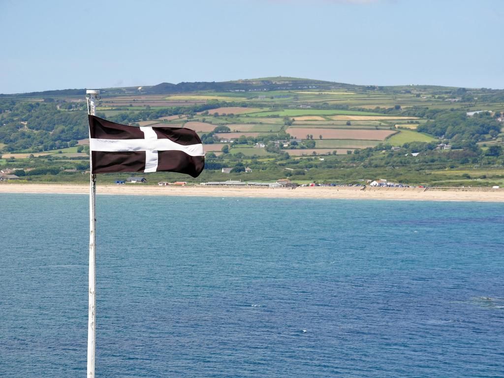 Cornwall formed from part of France 400 million years…