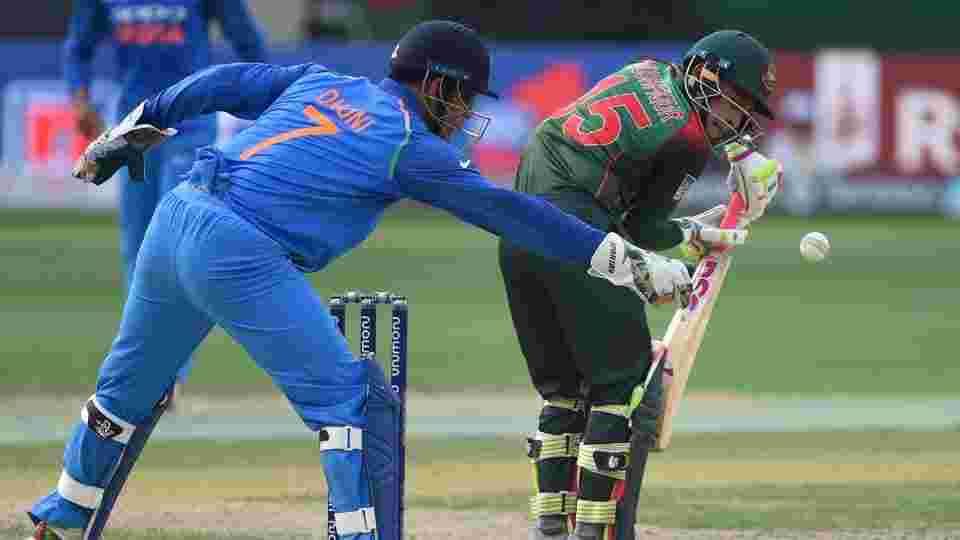 Asia Cup 2018: MS Dhoni continues to show why he has…