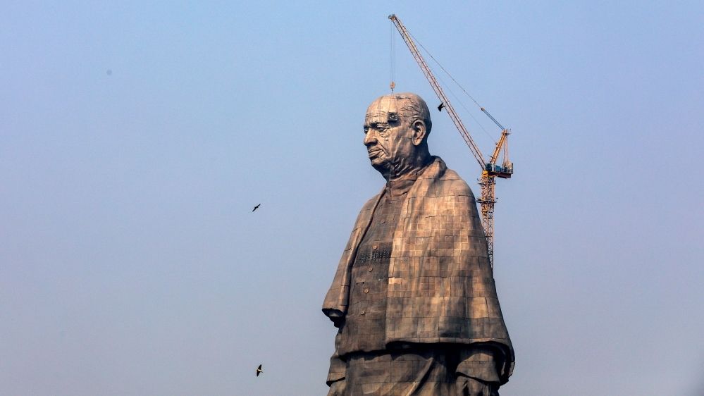 Modi unveils towering statue of India's independence…