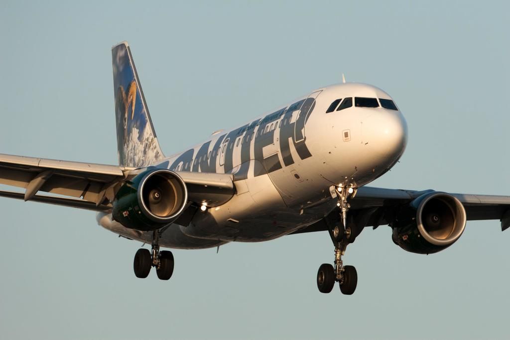 Passengers left screaming on Frontier flight after…