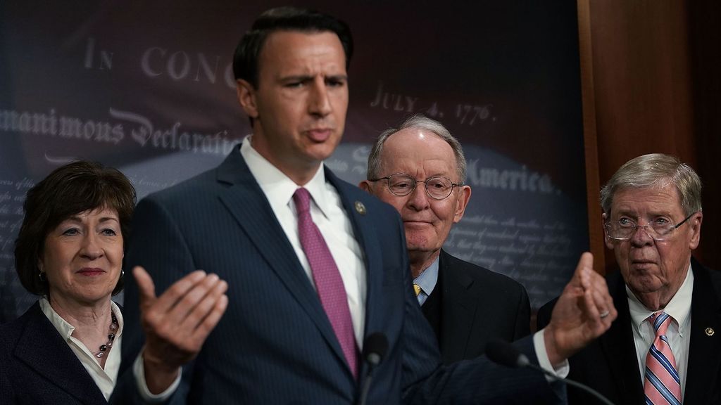 Former Republican congressman pushes carbon tax