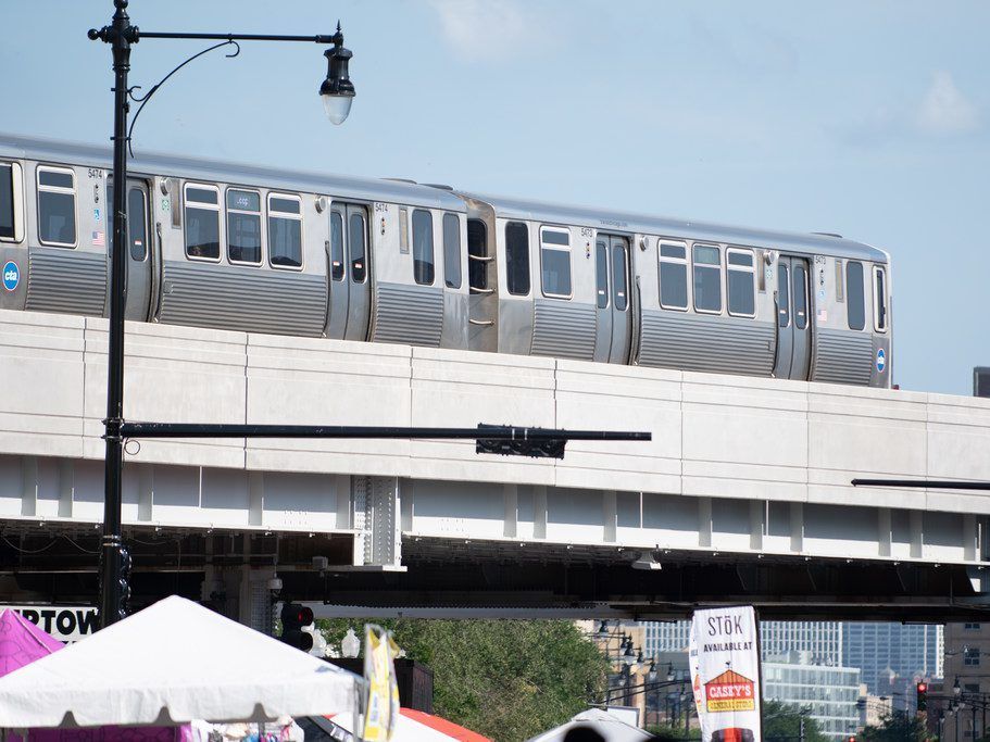 Red Lines trains stall at Garfield stop after report…
