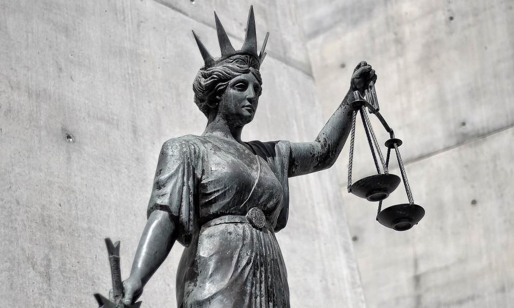 Victorian Aboriginal Legal Service head stood down…