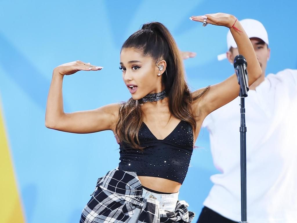 Lollapalooza 2019 line-up announced: Ariana Grande,…