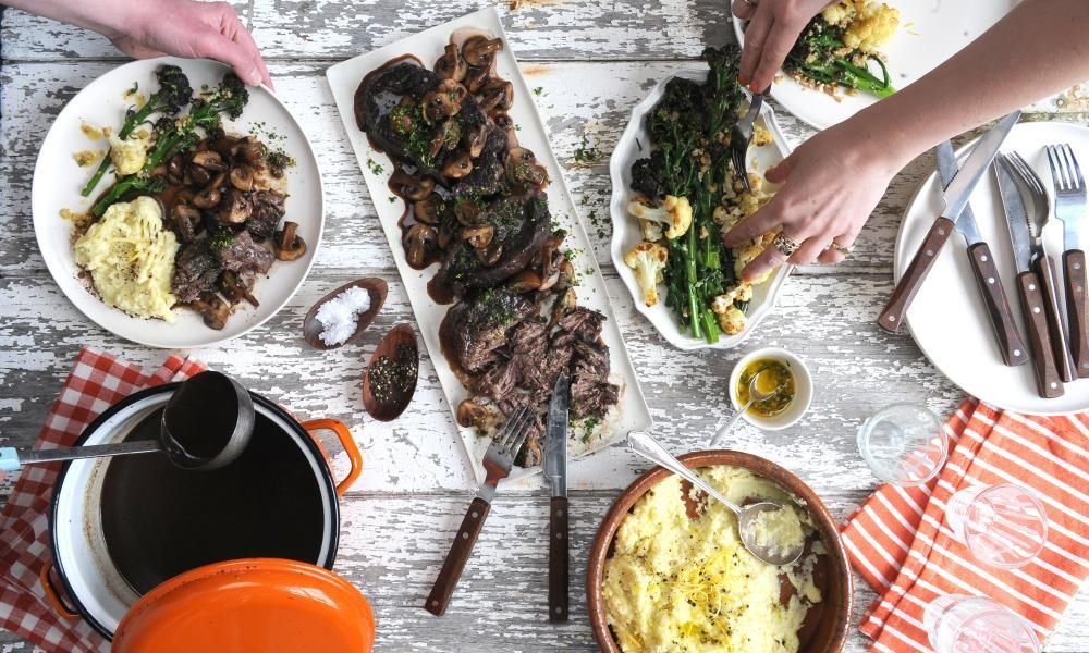 Why do we dust meat in flour before searing it?