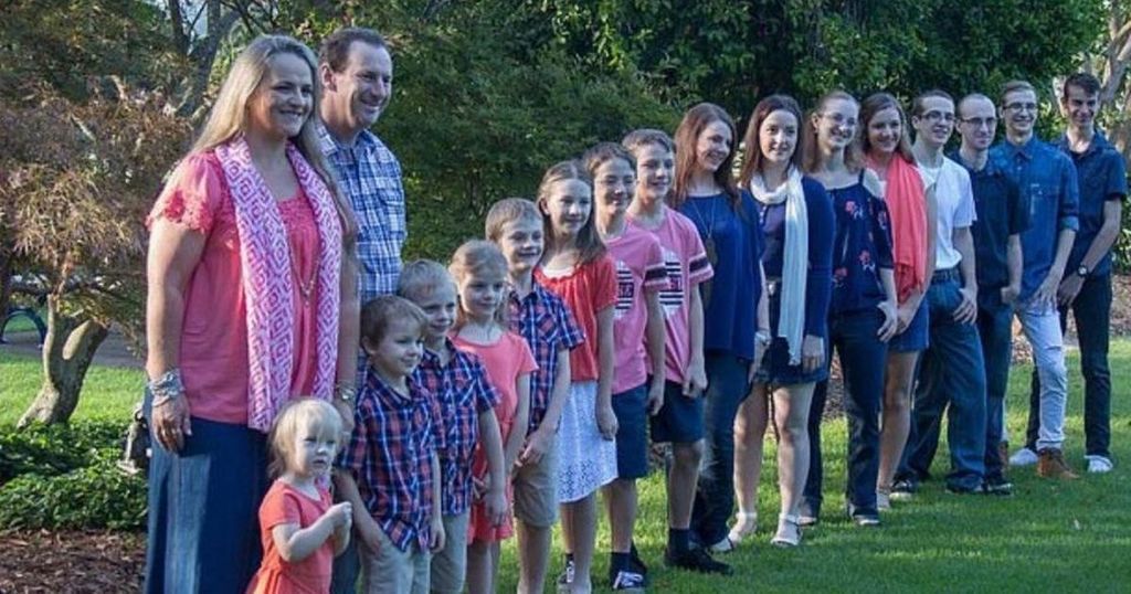 Mum-of-16 reveals the 'simple' way she gets all of her…