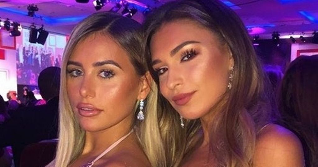 Zara Mcdermott Kisses Ellie Brown And Licks Her Toes