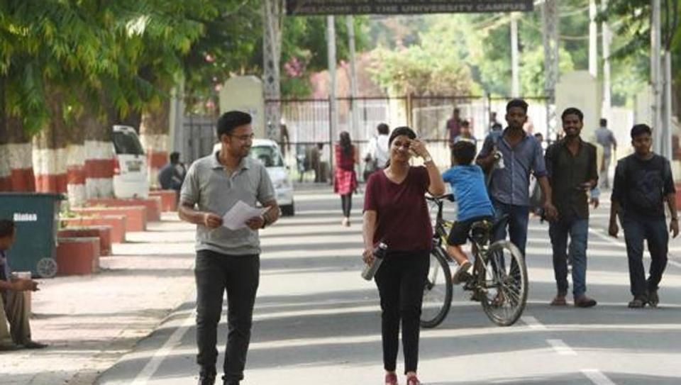 ‘Fake mark sheet’ row continues to haunt Lucknow…