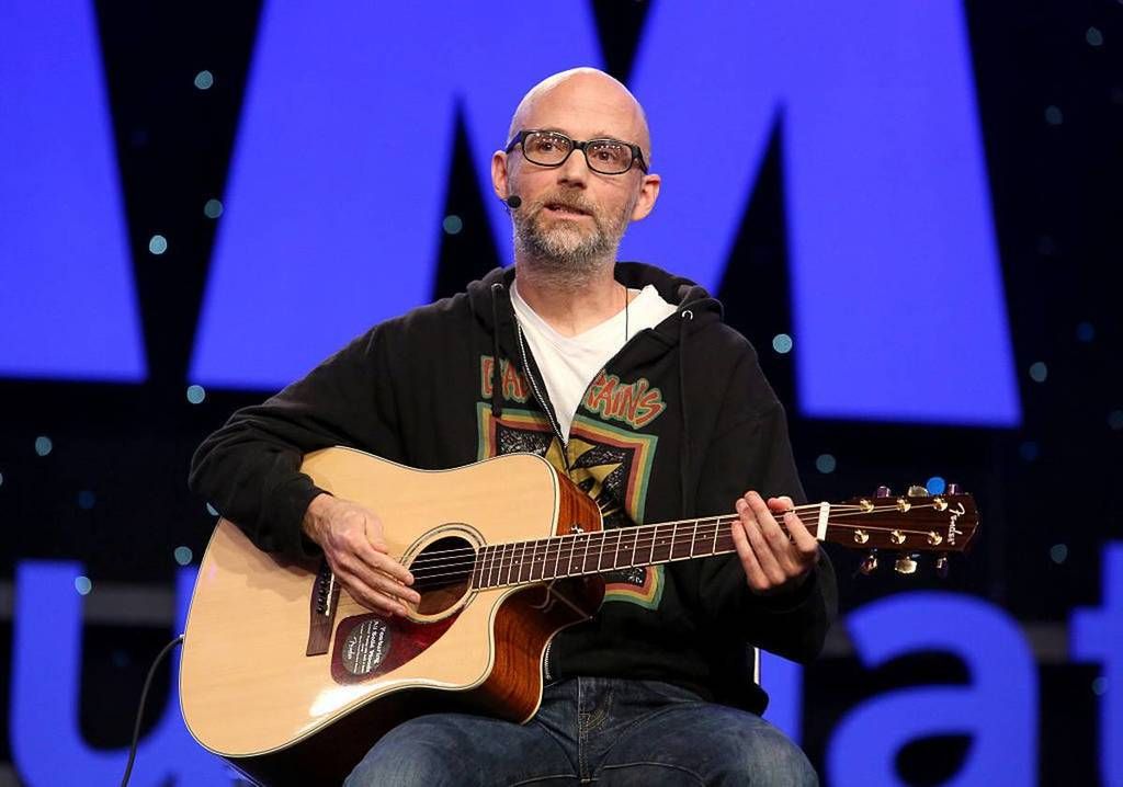 Moby 'punched himself in the face' after a failed…