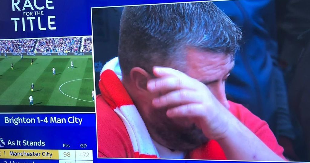 The true story behind Liverpool fan caught 'crying'…