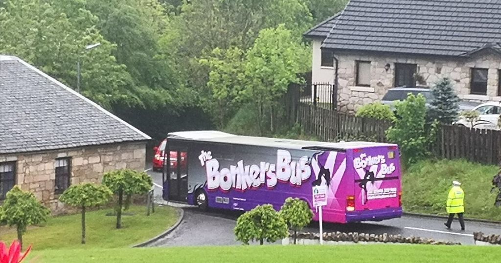 Bonkers party bus gets stuck trying to cross notorious…