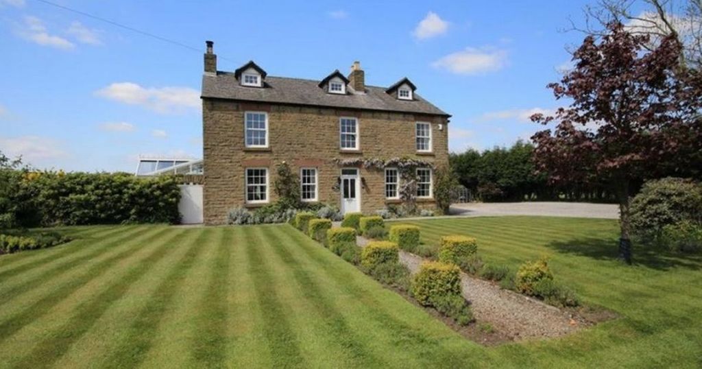 Inside the breathtaking country manor house hidden in…