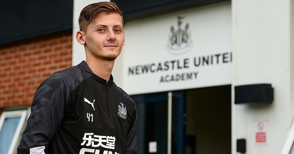 Who is Kyle Scott? The former Chelsea youngster who…